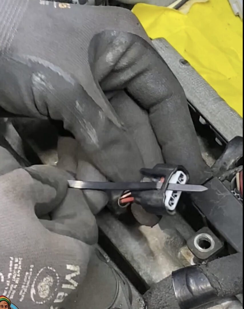 Easy Toyota Ignition Coil Clip Fix - Rastaman Builds